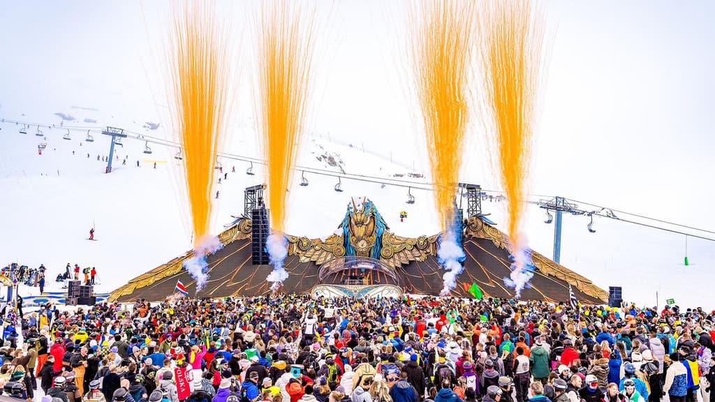 The ARRIVAL x Tomorrowland Winter House | ARRIVAL Travel